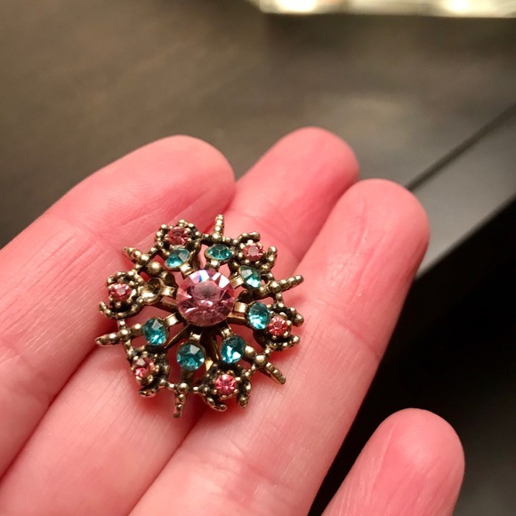 Coro | Jewelry | Vintage Coro Pinbrooch | Poshmark